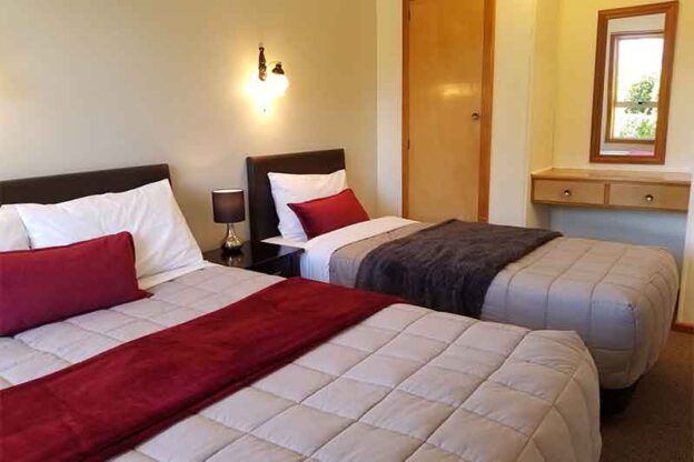 Rooms - Alpine View Motel